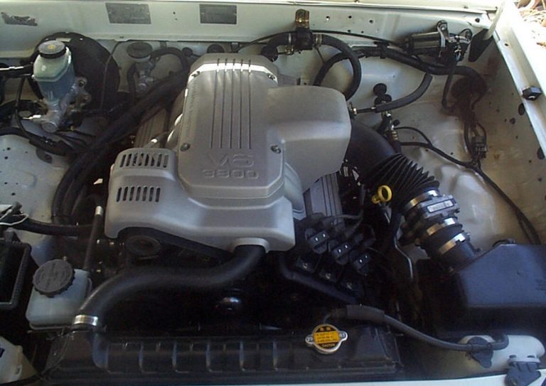 HILUX 2WD V6 Kit | V6 Conversions